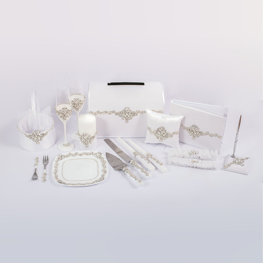 White Ideal wedding set of 17 pcs, Personalized | VIZZARA